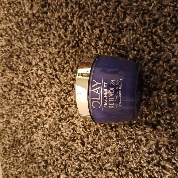 OLAY | Accessories | Olay Regenerist Retinol 24 Night Moisturizer Blue ...